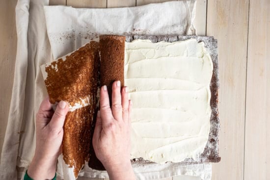 Swiss Roll Cake: Get all the best tips here! -Baking a Moment