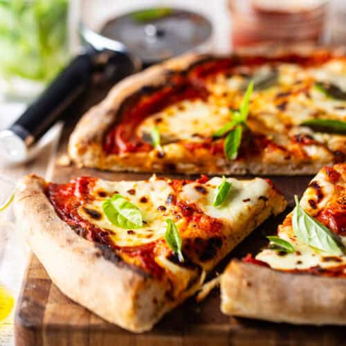 THE best Margherita Pizza Recipe: Authentic Neapolitan-style! - Baking ...