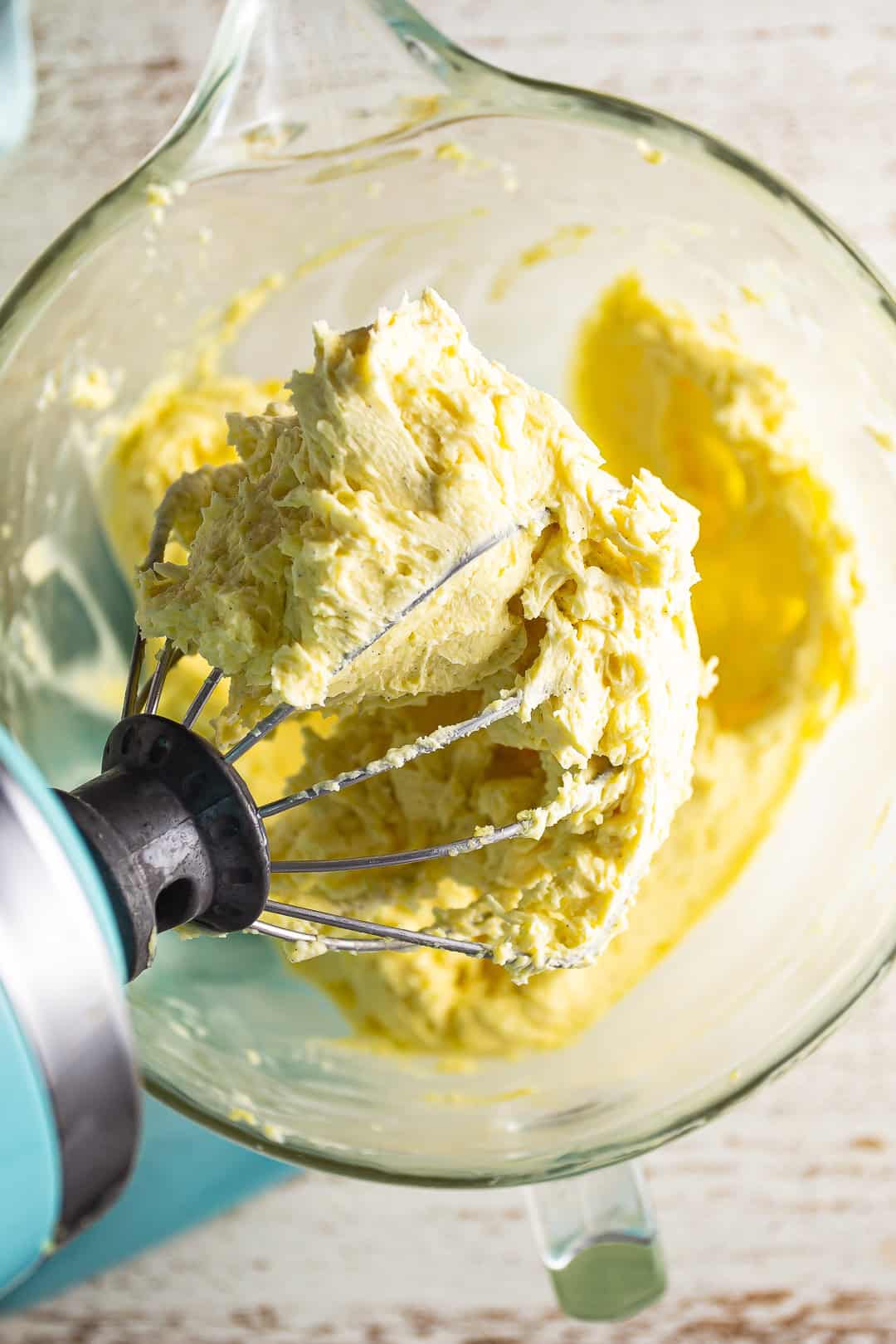 German Buttercream: A smooth, fragrant vanilla filling or frosting ...